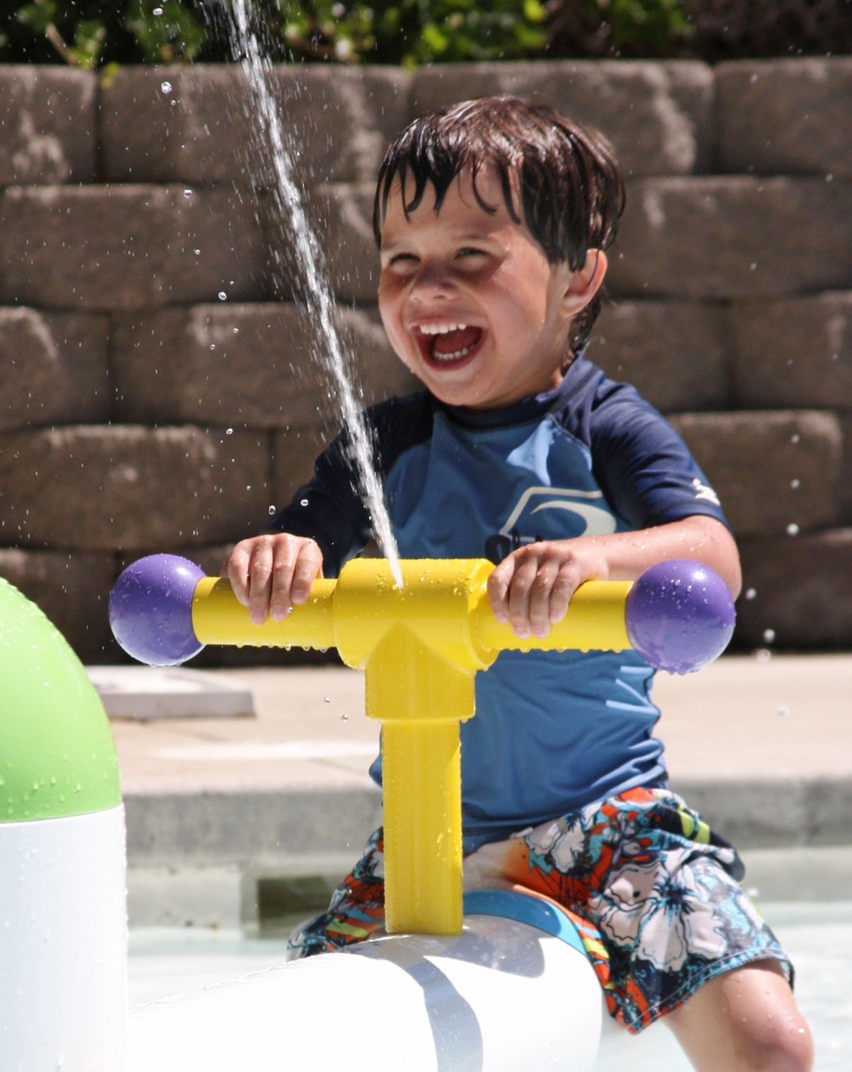 Lake Chelan Waterpark for families. Slidewaters & Surf