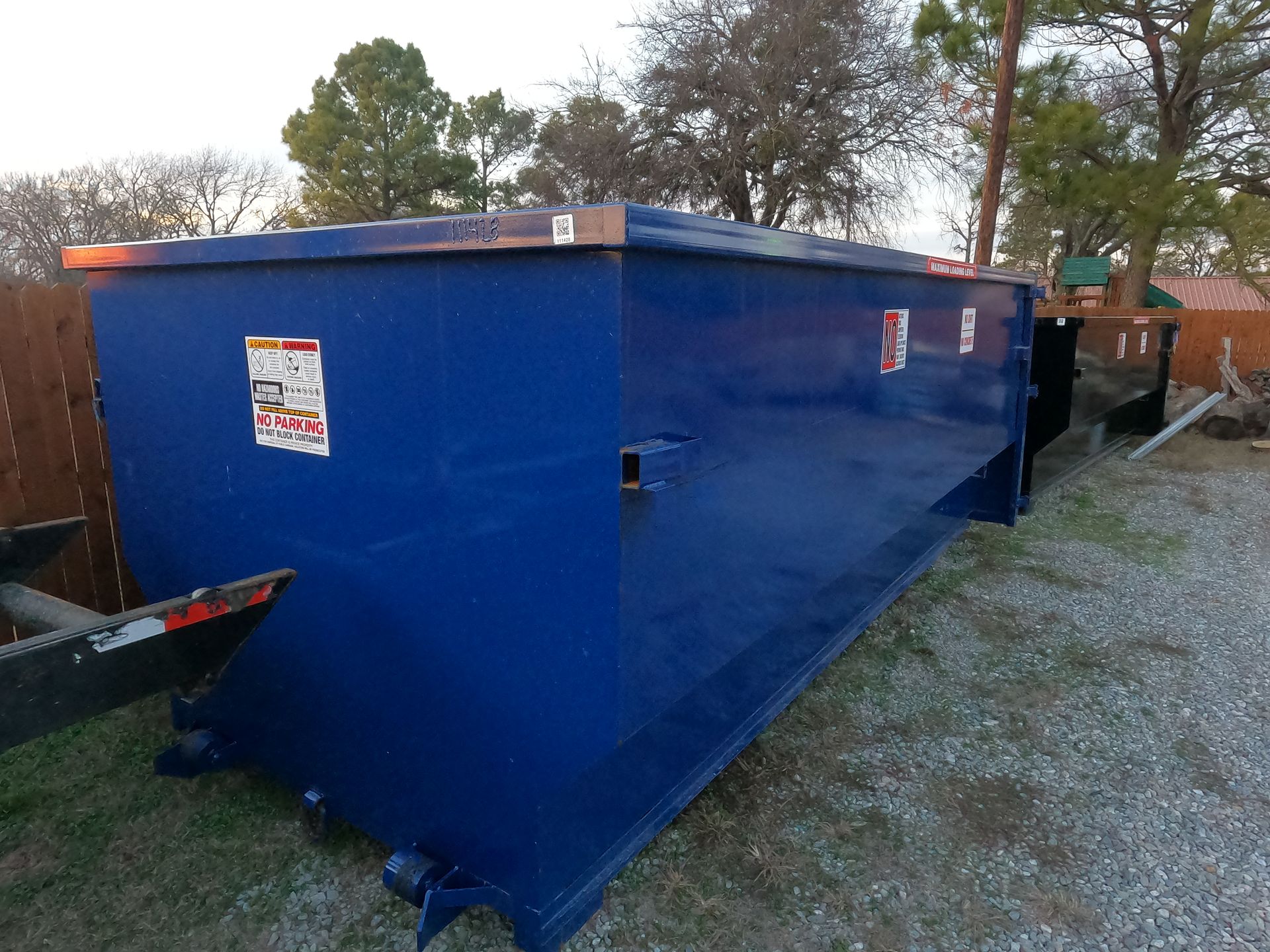 25 Yard Dumpster - Ideal for Large Cleanouts