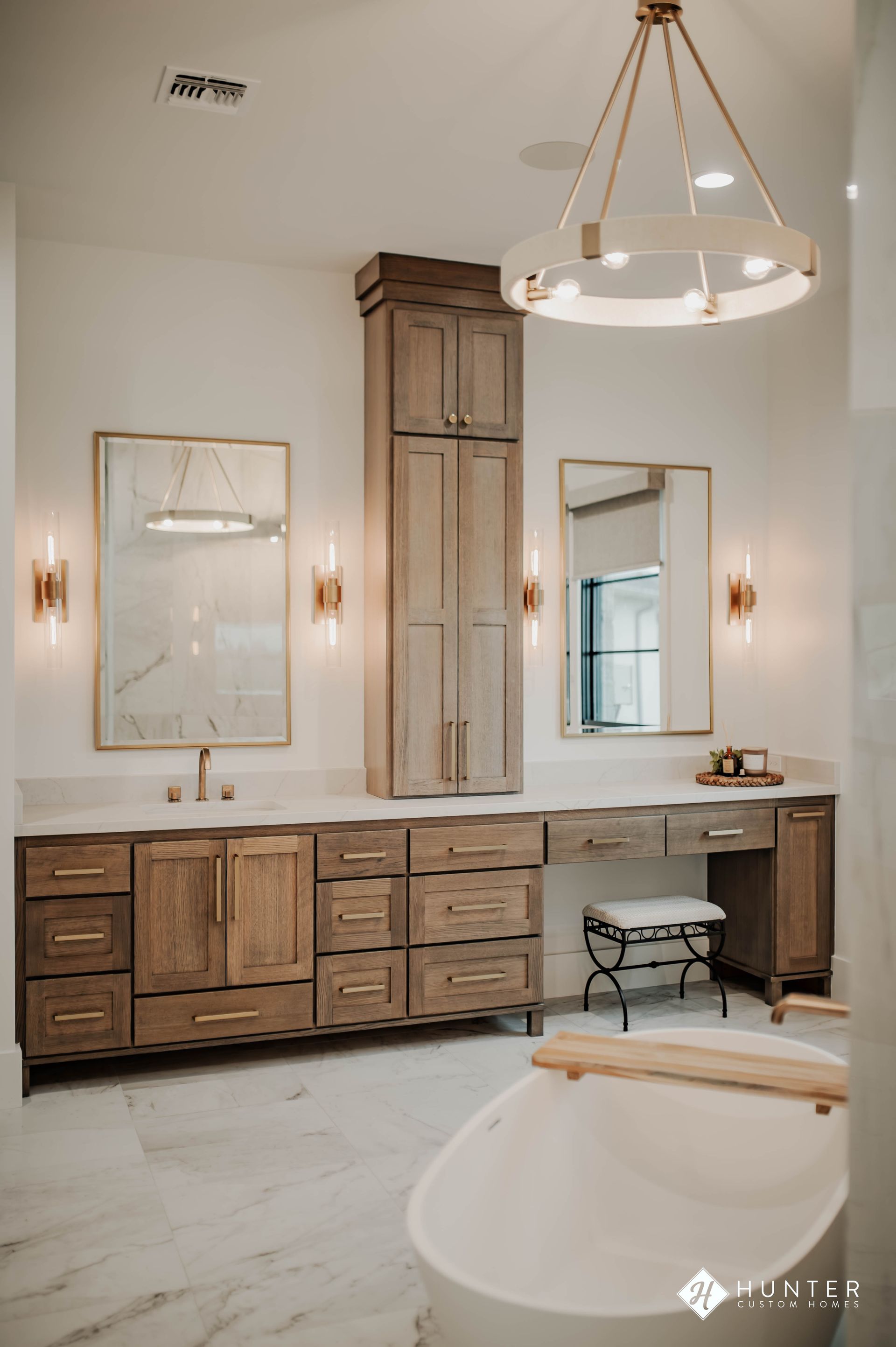 Custom Home in Yoakum, TX | Hunter Custom Homes