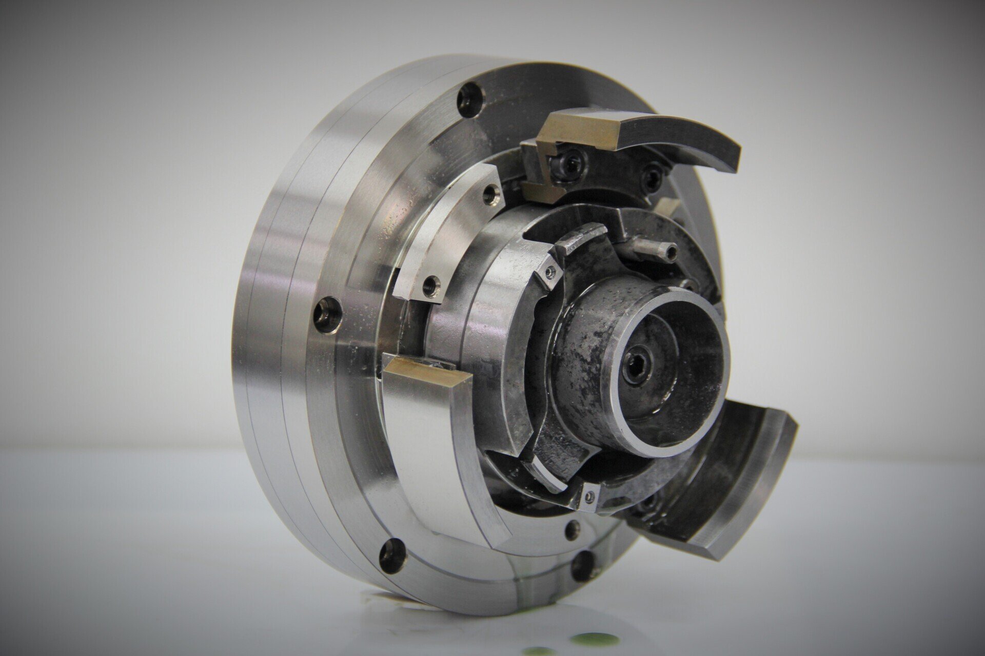 PML-PAL | Custom Diaphragm chuck 150mm - Automotive application
