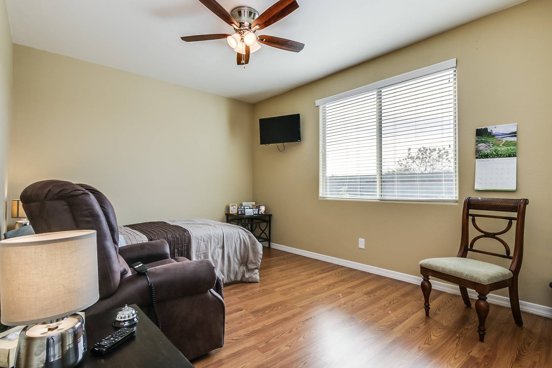 Convenient Housekeeping and Laundry Services | All Valley Home Care