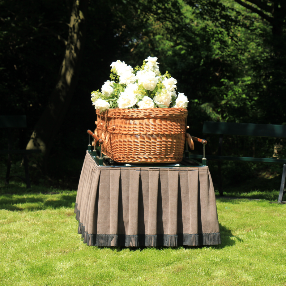 Caskets | Sanders Funeral Care