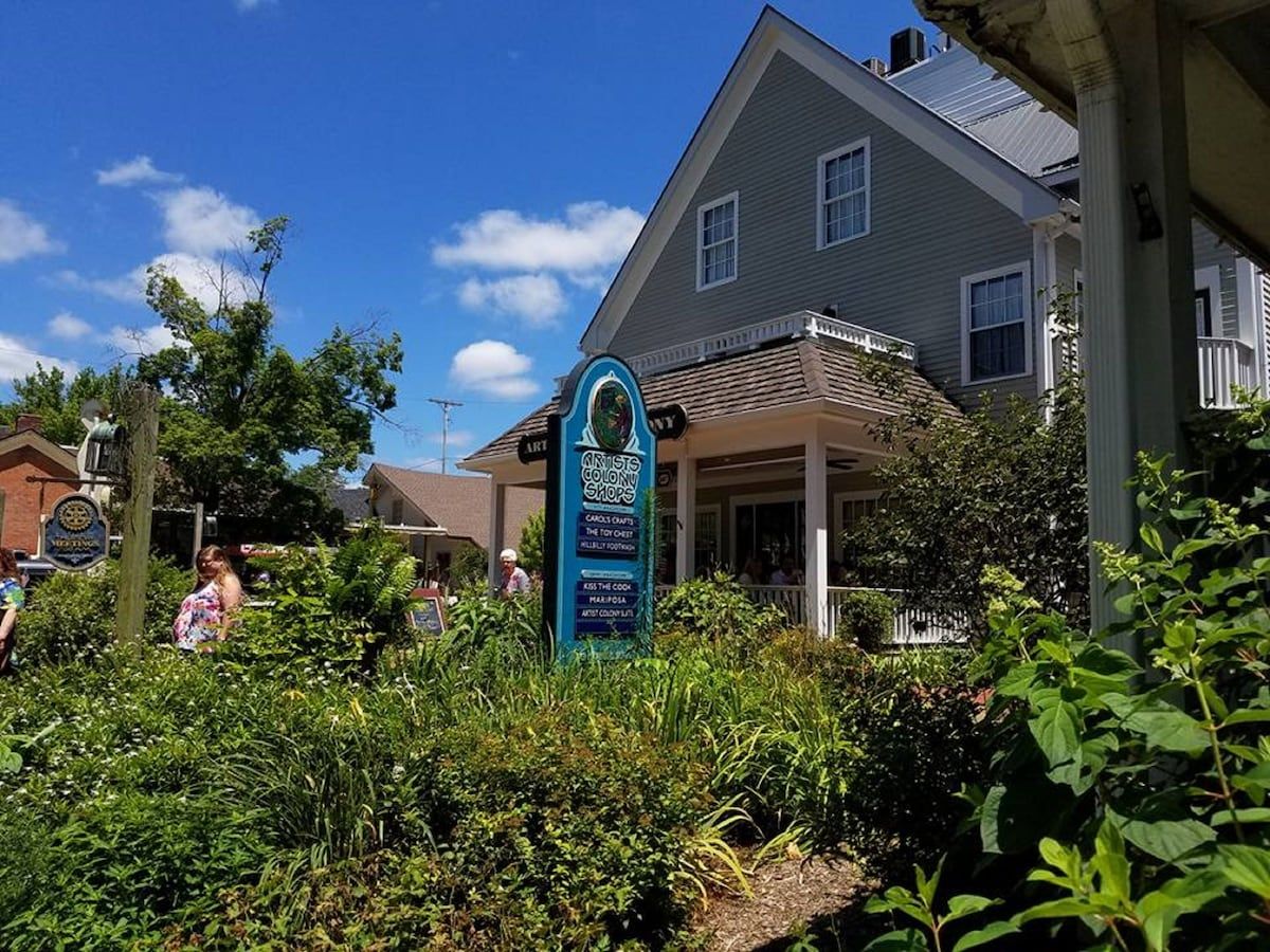 Contact | Artists Colony Inn | Nashville