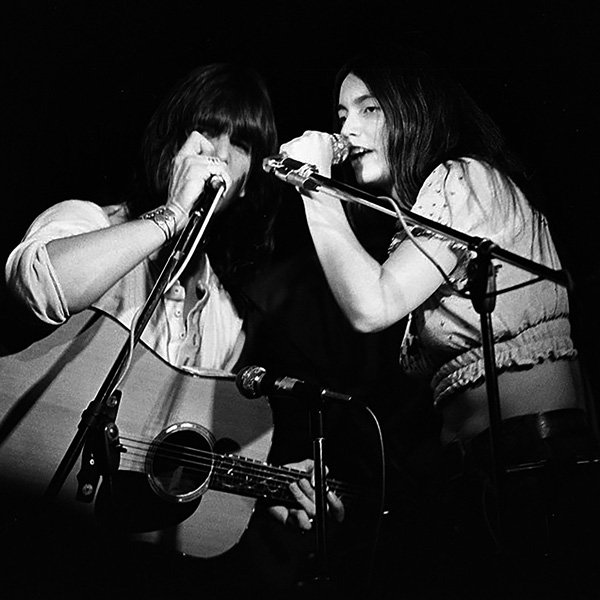 Emmylou Harris: ‘The only thing I knew how to do was sing, I had no choice’