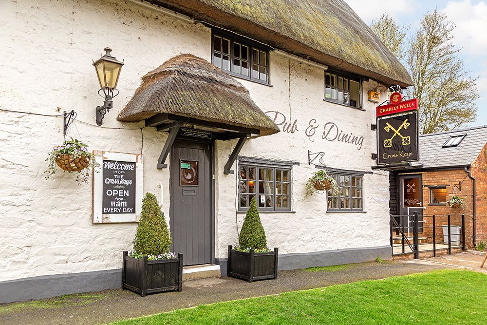 Award Winning Historic Country Style Pub in Milton Keynes, est1560 ...