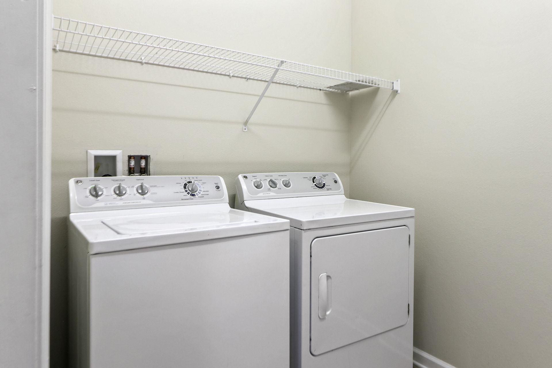 Copper View Apartments in Champaign, IL