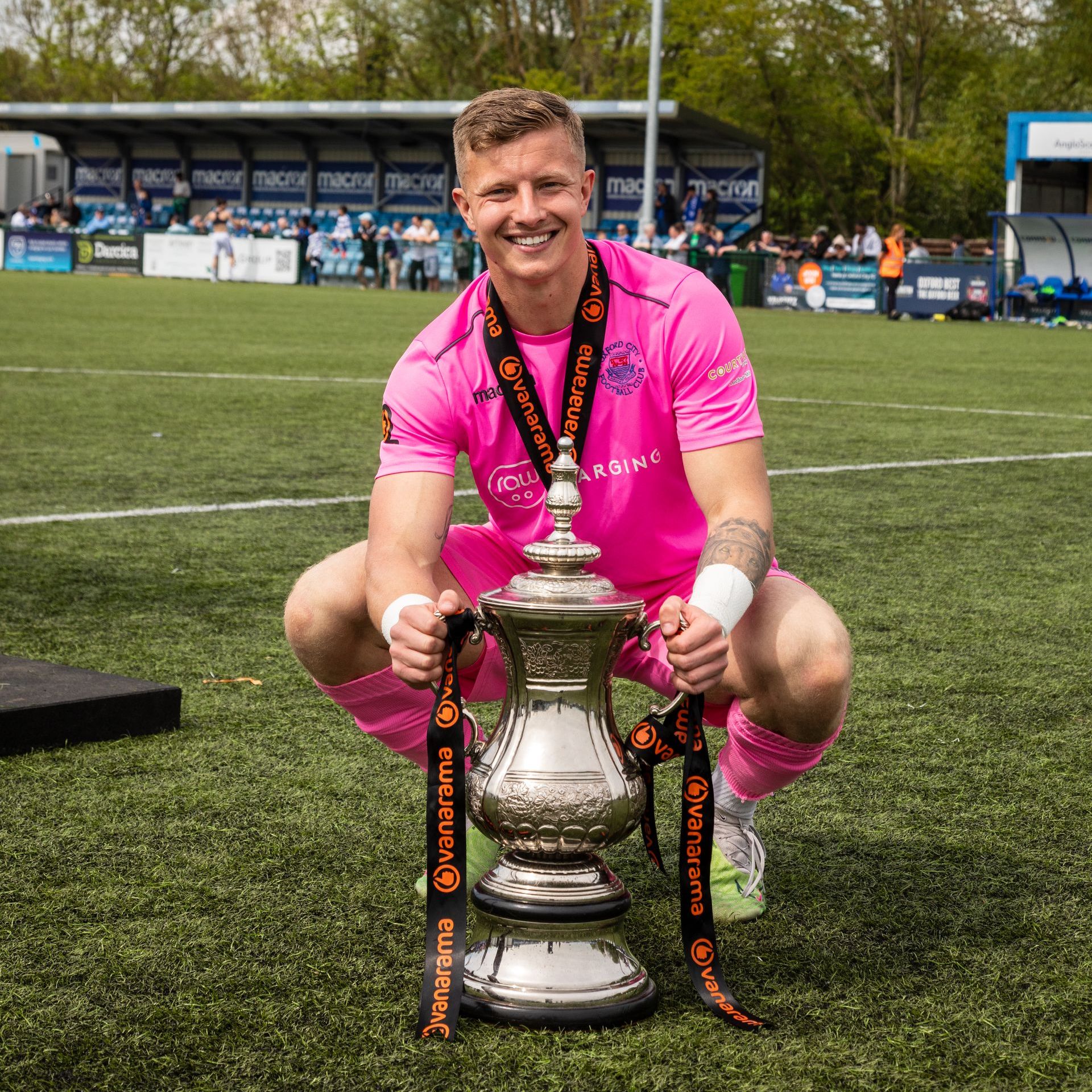 OXFORD CITY SIGN CHRIS HAIGH ON LOAN FOR 23/24