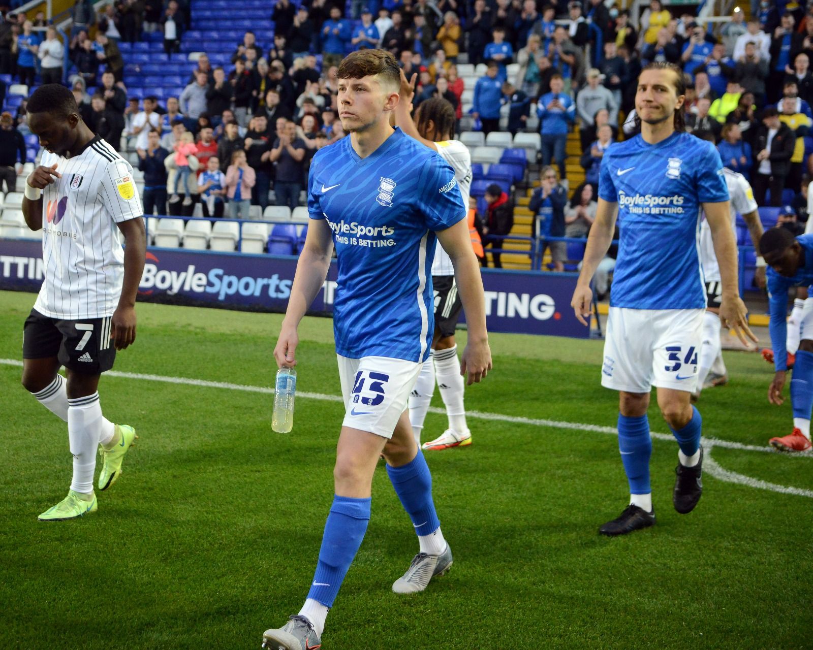 MITCHELL ROBERTS JOINS OXFORD CITY