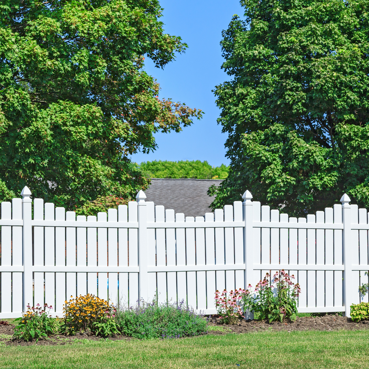 Menomonee Falls Fence Company - Fence Installation & Repair | Wood ...