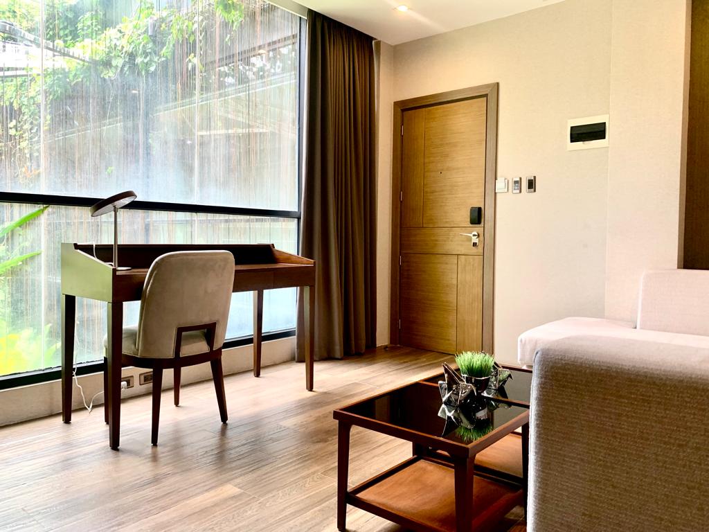 THE HENRY HOTEL ROOST BACOLOD: Your Modern Perch, Negrense-fied ...