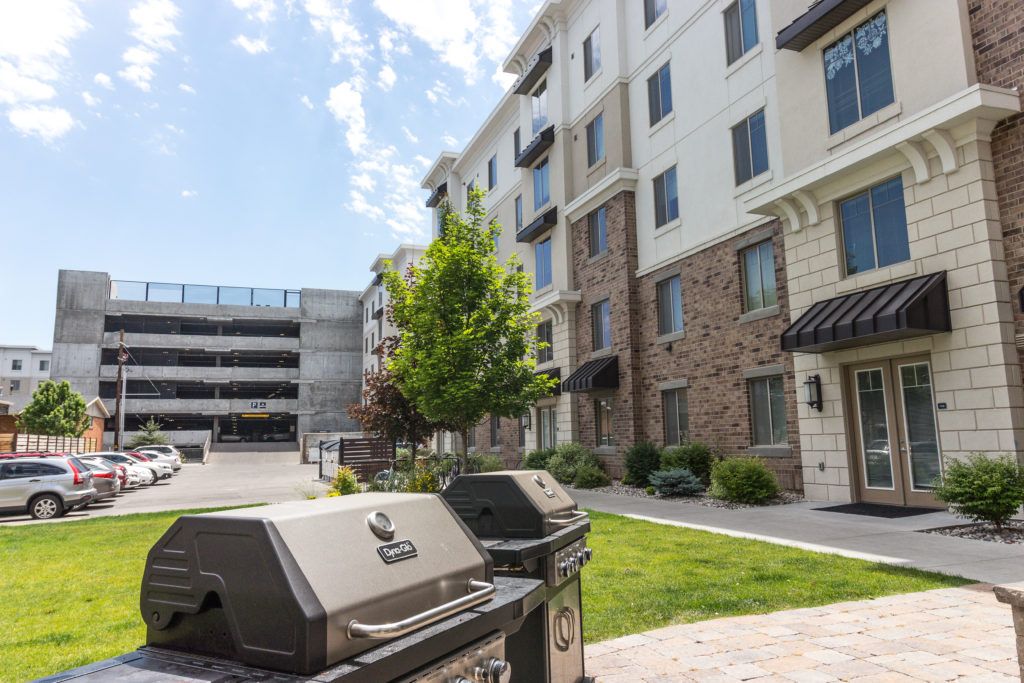 Take a Virtual Tour of NorthPoint Apartments | BYUI Student Housing