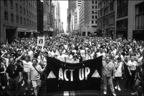 The 1990s AIDS Epidemic: Unraveling Its History, Media, Government, and ...