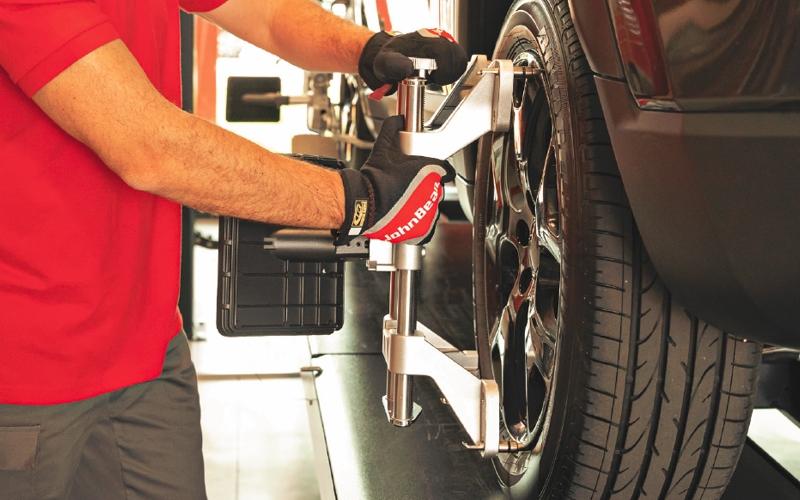 Cruz-N-Carz | Wheel Alignments | Pearland, TX