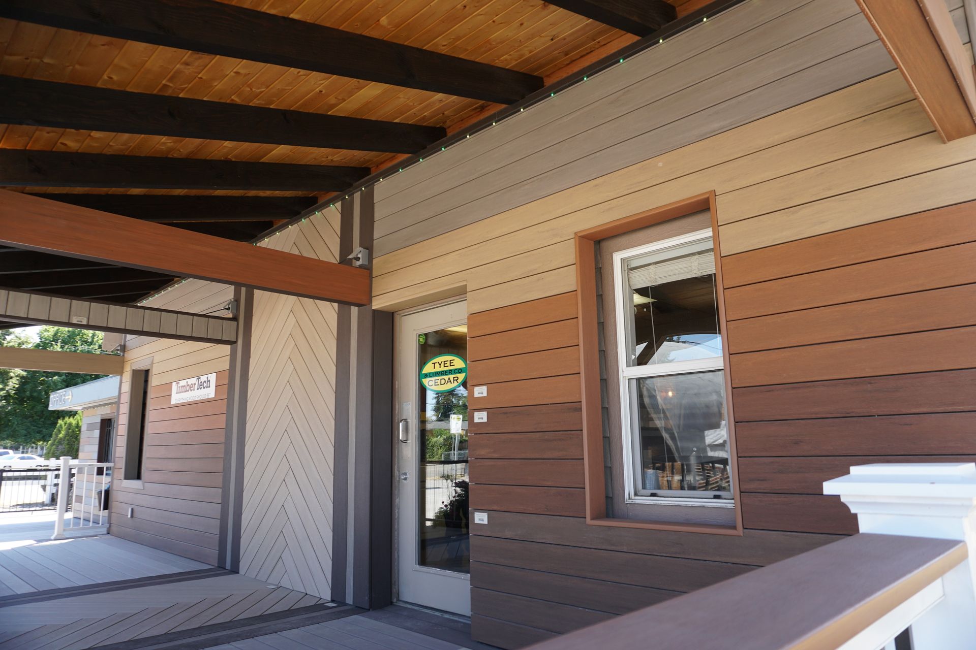 Decking Showroom – Auburn, WA – Tyee Cedar & Lumber Co.