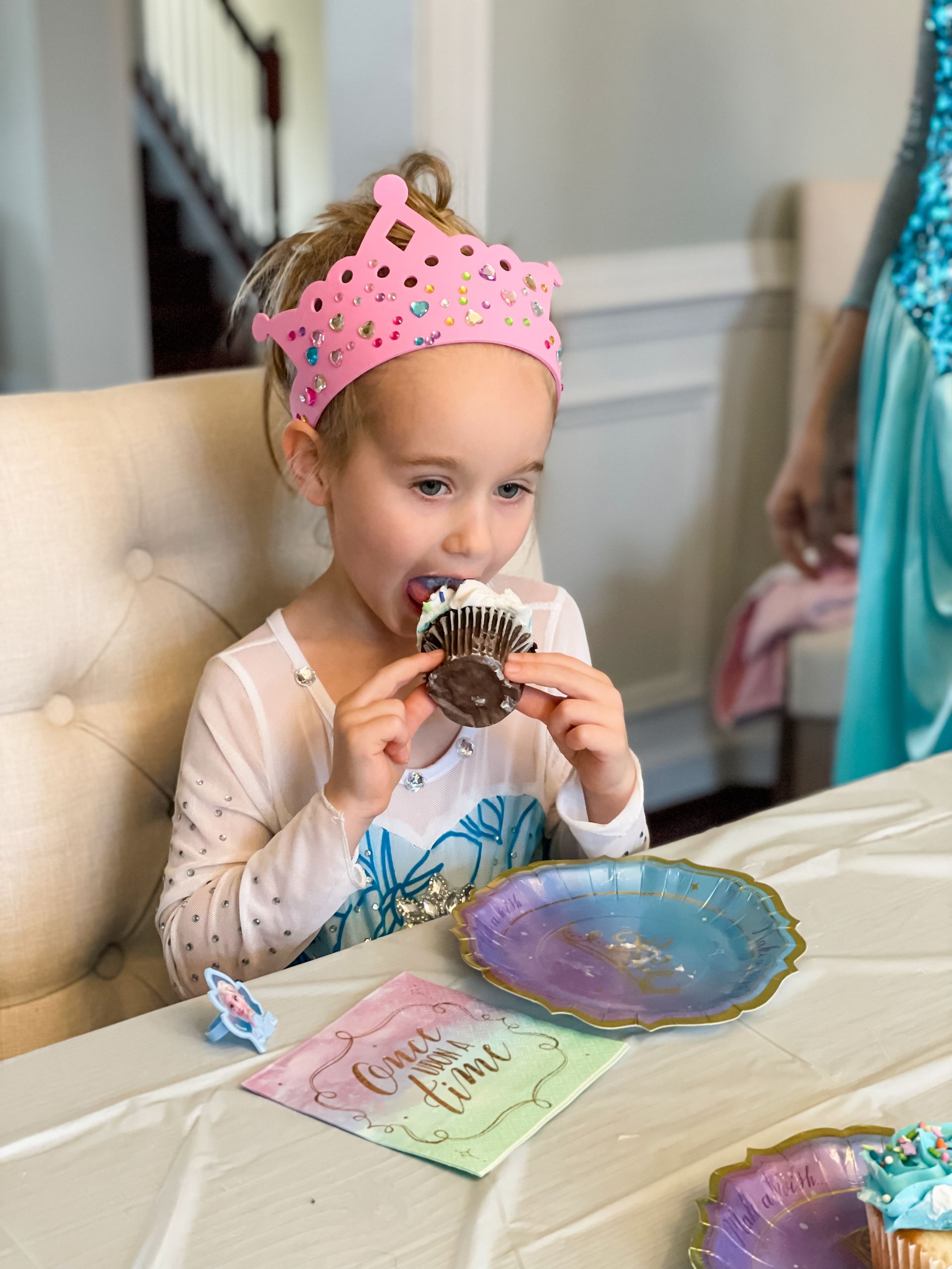 Elsa-Themed 5th Birthday Party