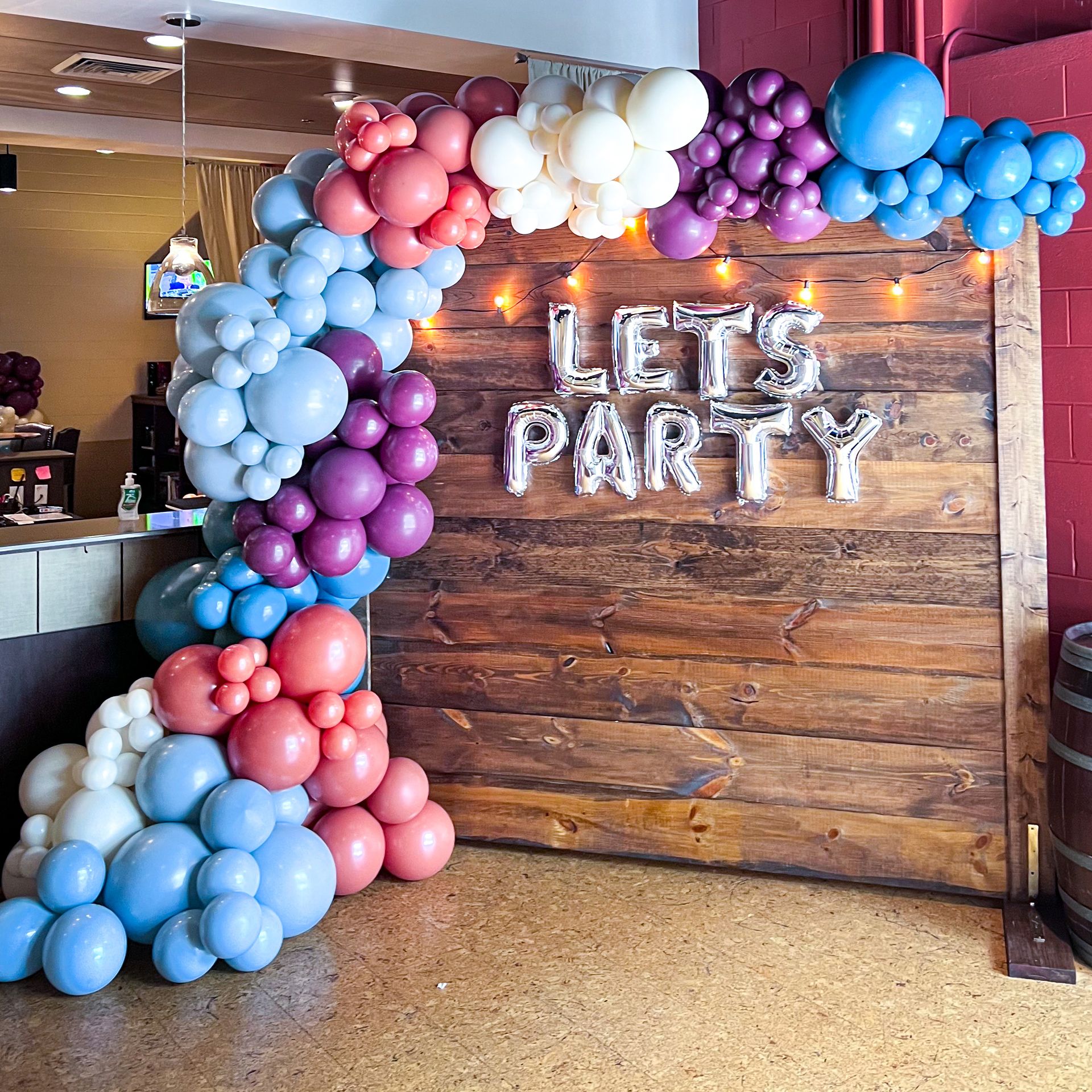 Backdrops Rentals, Tabitha's Balloon Bar, Orlando Balloon Decorator