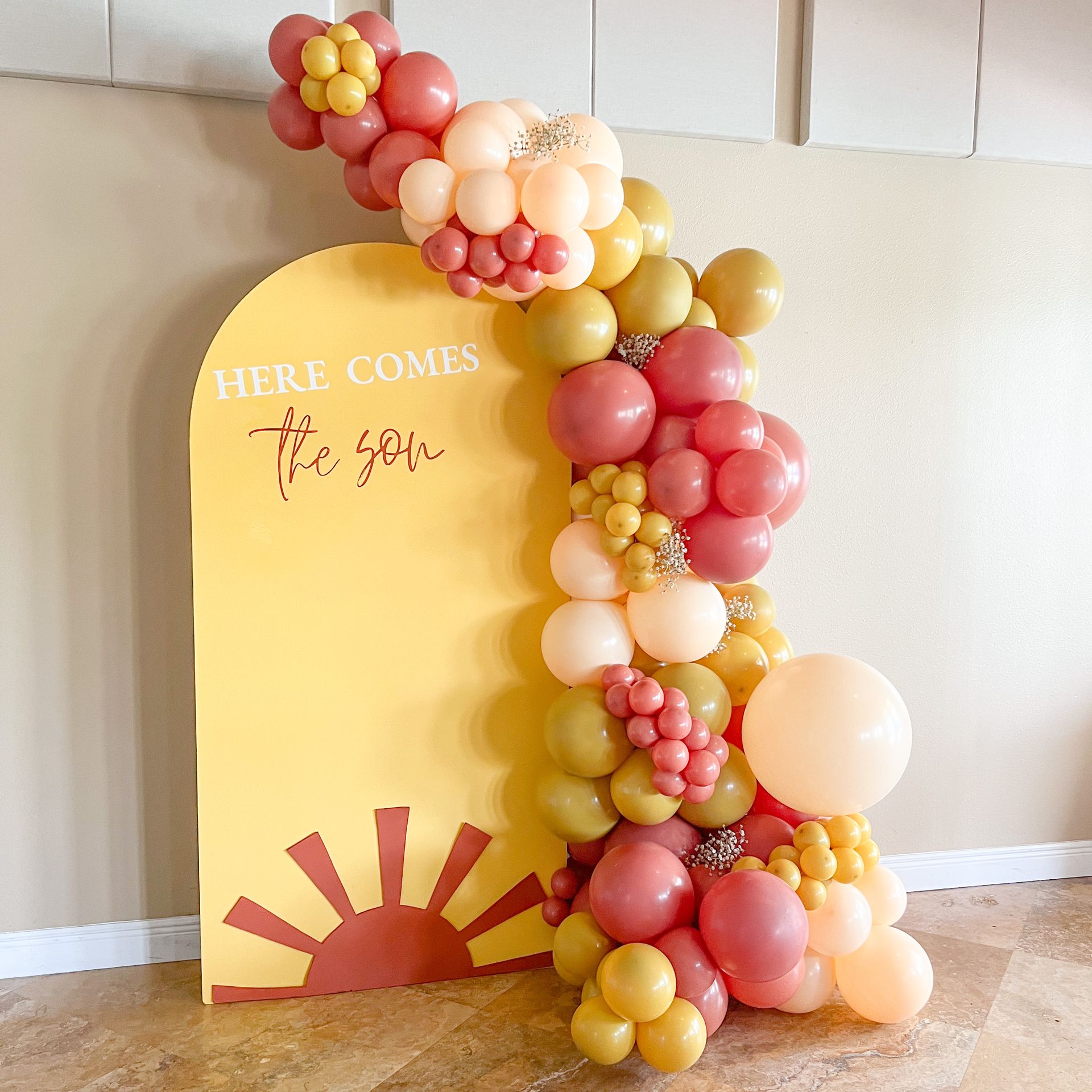 Chiara Walls With Balloons | Tabitha's Balloon Bar | Orlando, FL