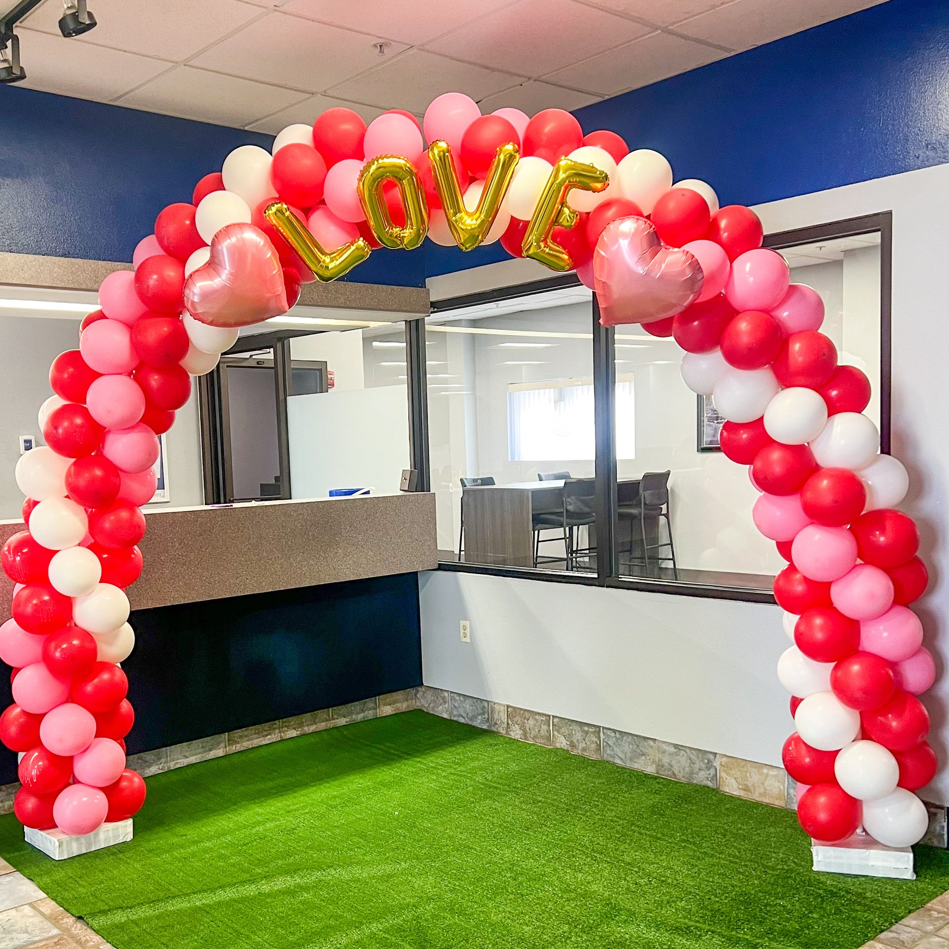 Balloon Arches Orlando | Custom Balloon Arch Decorations