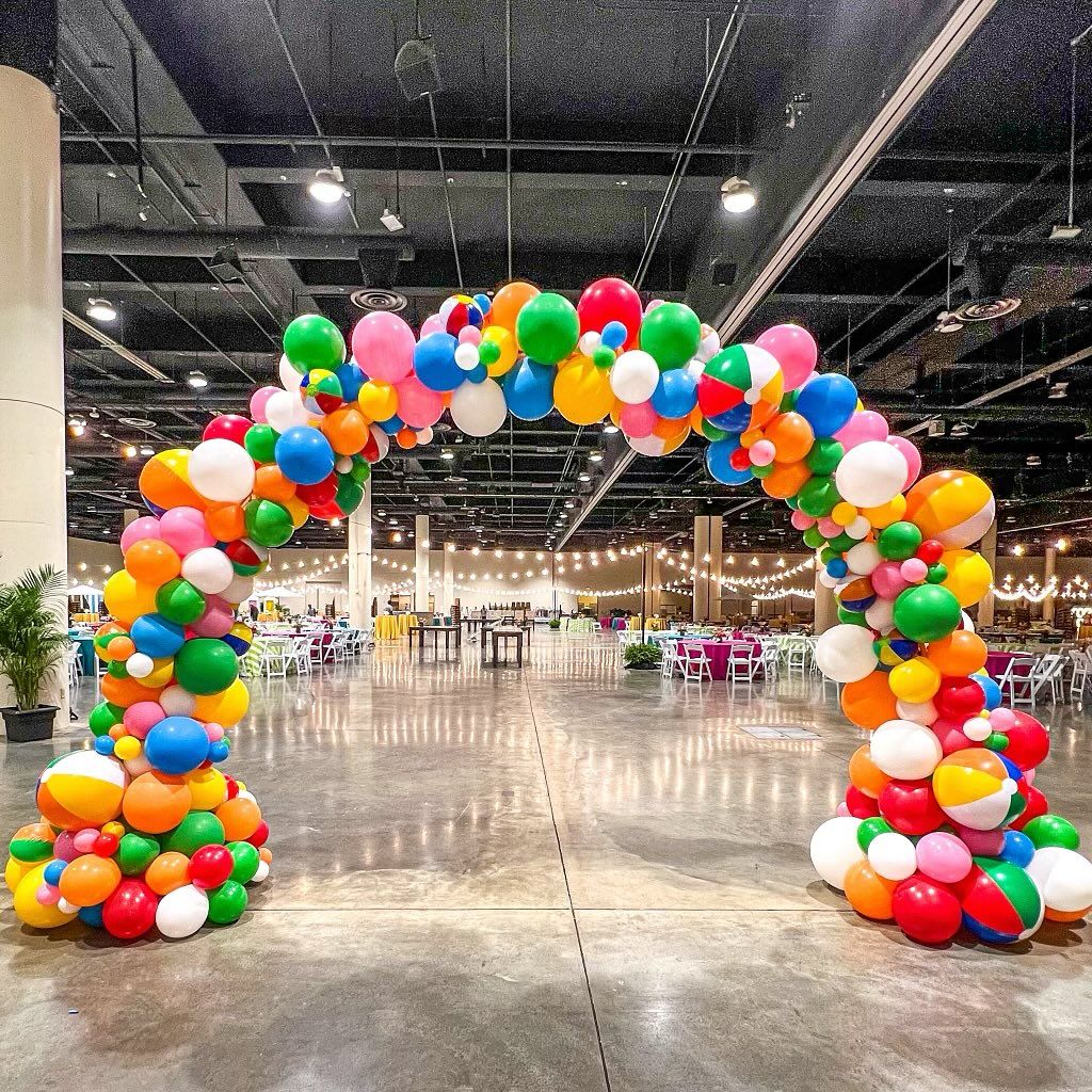 Balloon Arches Orlando | Custom Balloon Arch Decorations