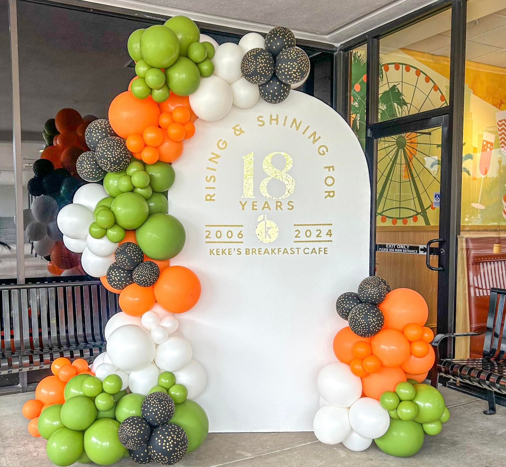 Orlando Balloon Decor Company | Tabitha's Balloon Bar