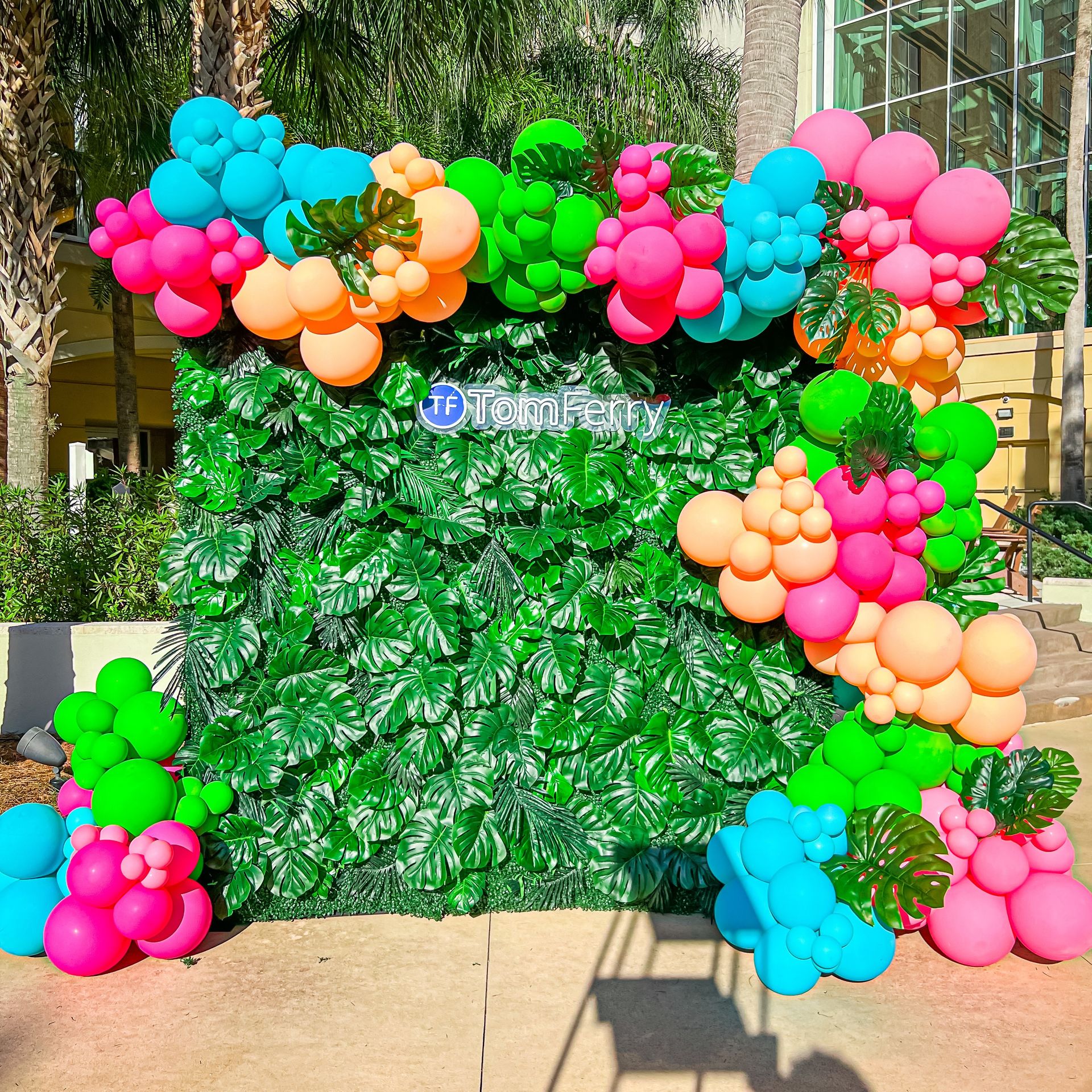 Flower Wall Rentals | Tabitha's Balloon Bar | Orlando, FL