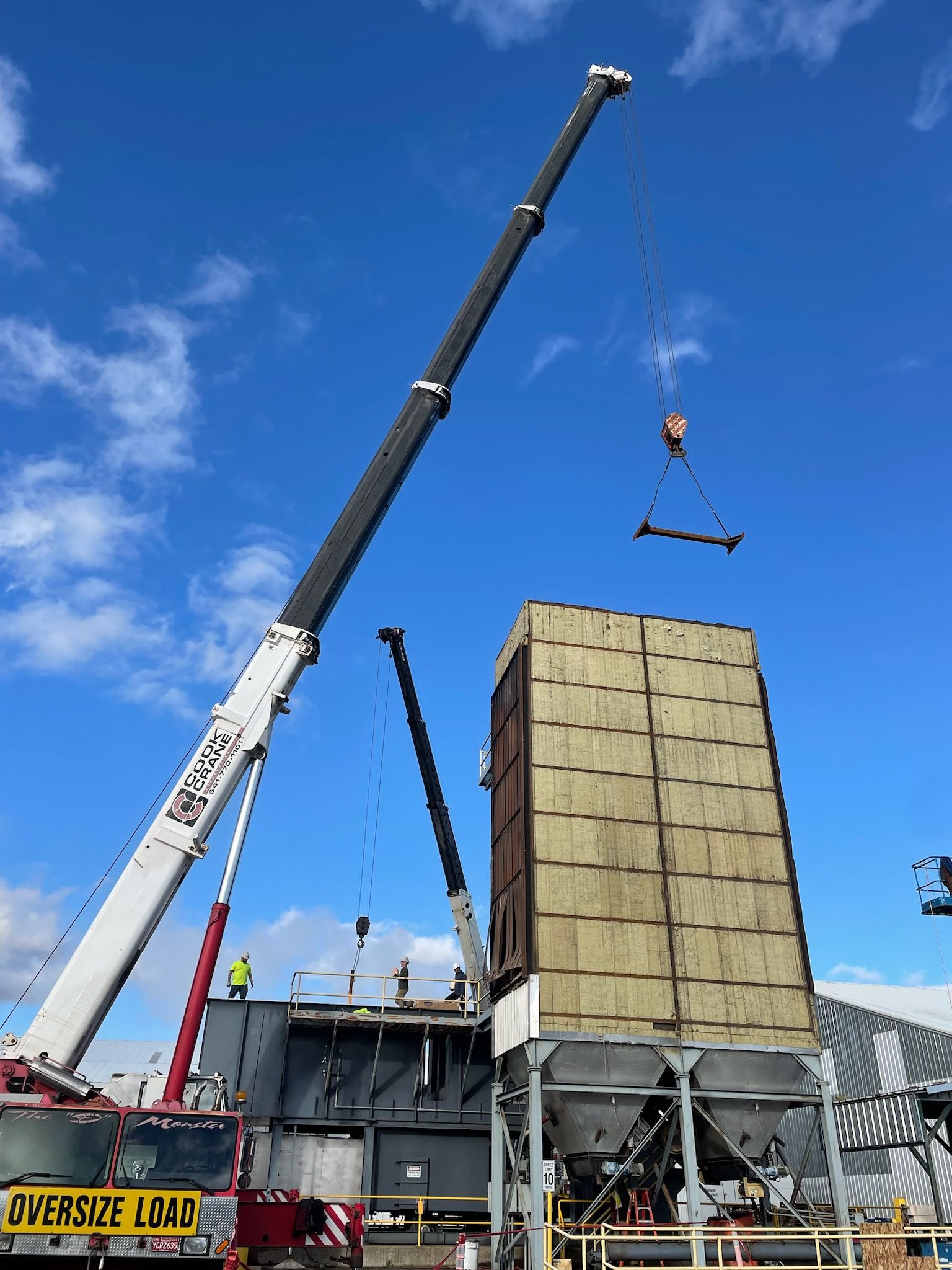 Crane Solutions | Southern Oregon | Cook Crane Corporation