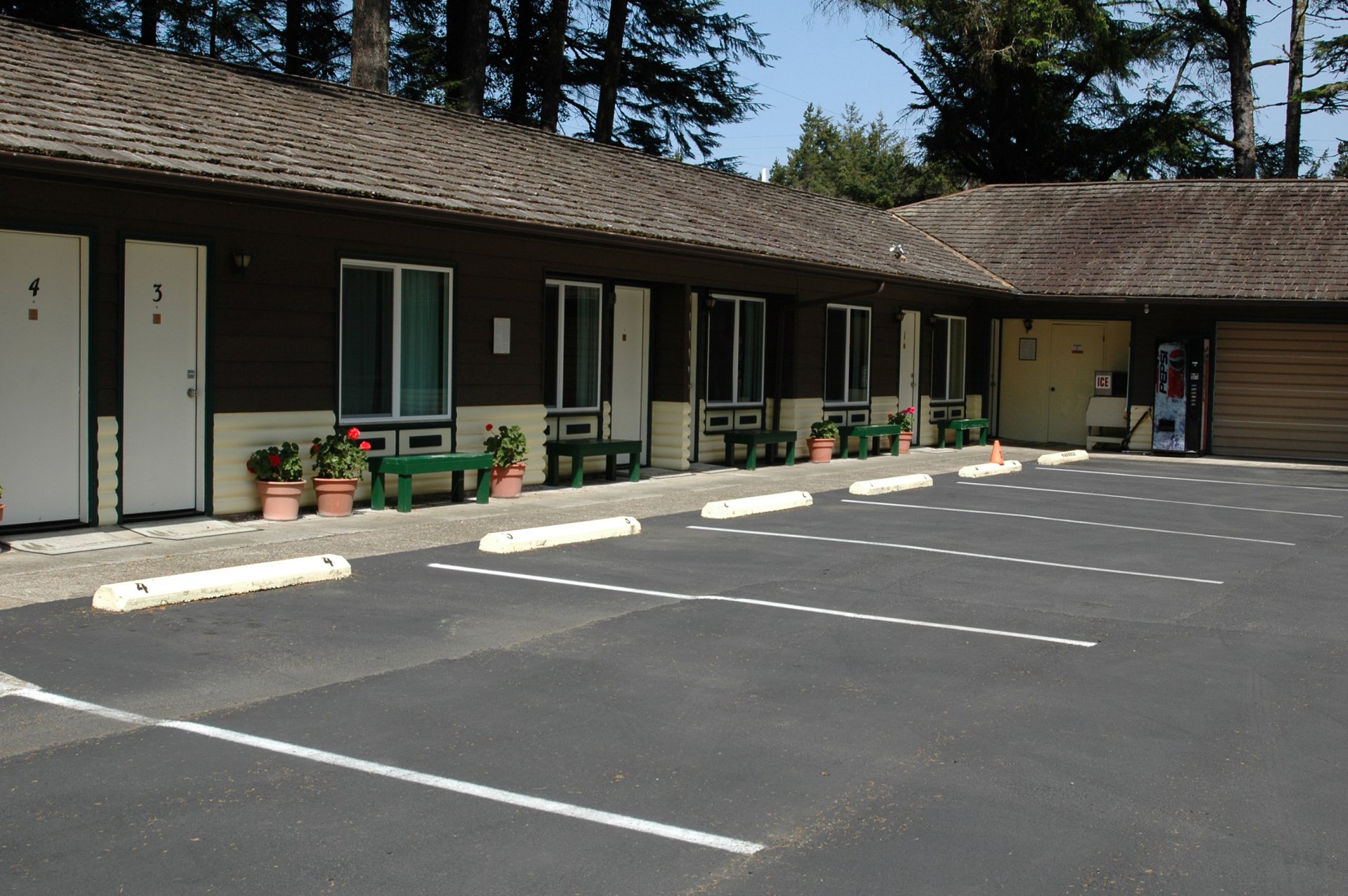 Park Motel and Cabins | Florence, Oregon