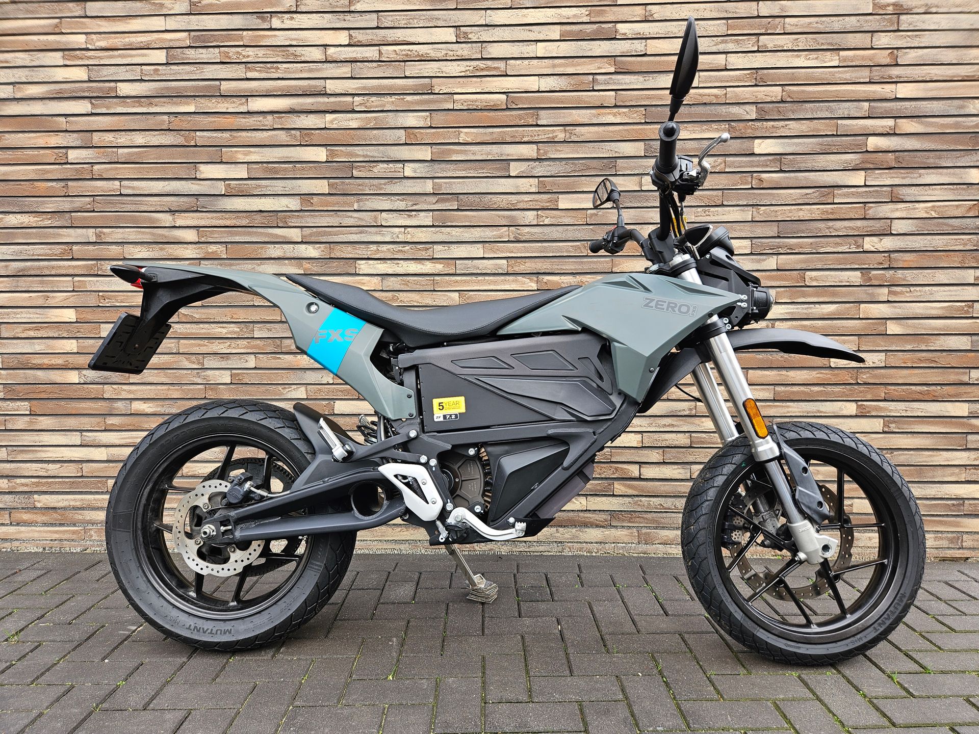 Nieuwe en gebruikte elektrische motorfietsen