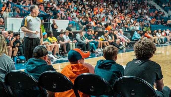 Buy Tickets | Vancouver Bandits Basketball