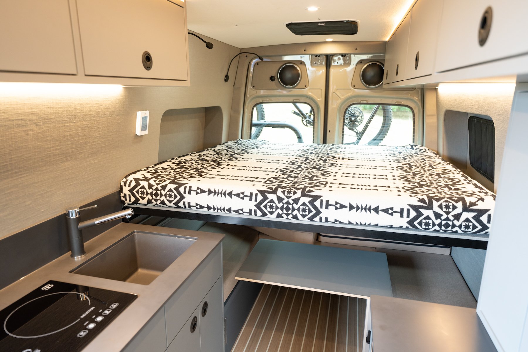 DASH | Benchmark Vehicles