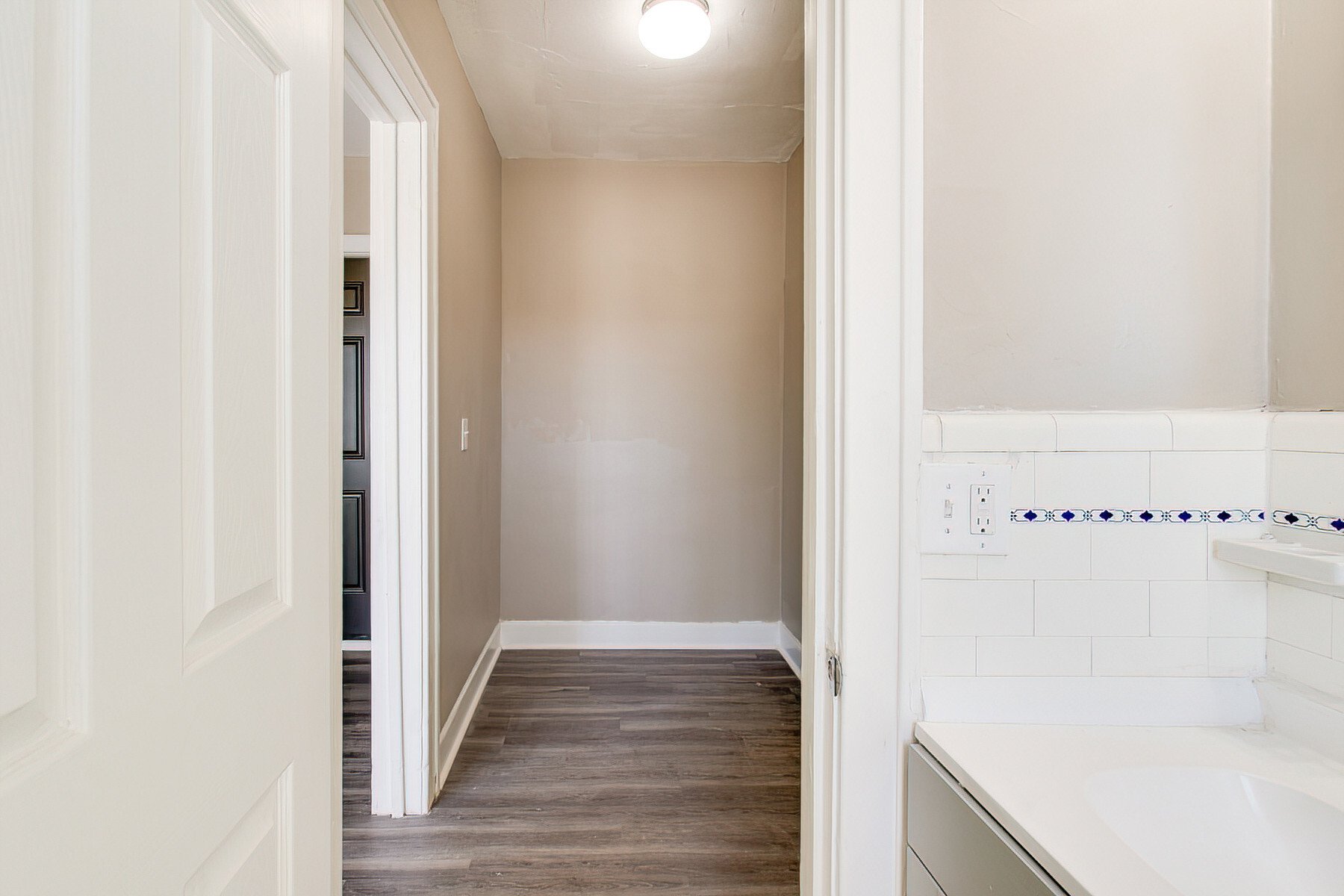 Property Details | The Huron Place | Pontiac, MI