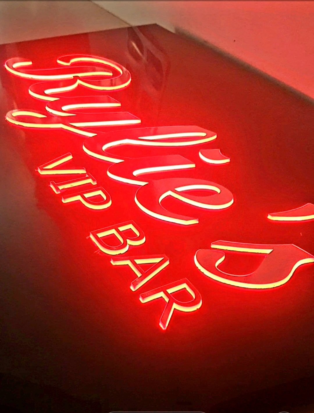 Sign Makers | New Era Signs & Graphics