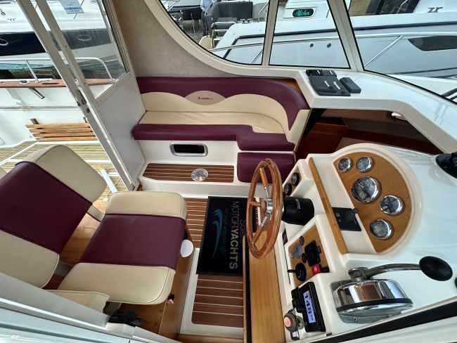 Solent Motor Yachts