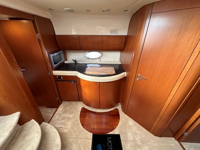 Solent Motor Yachts