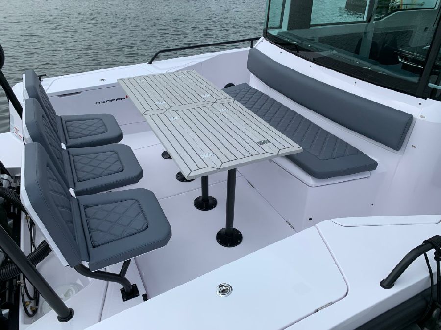 Solent Motor Yachts