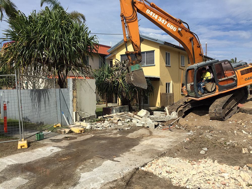 Demolition Gold Coast | On Demand Diggers & Demolitions