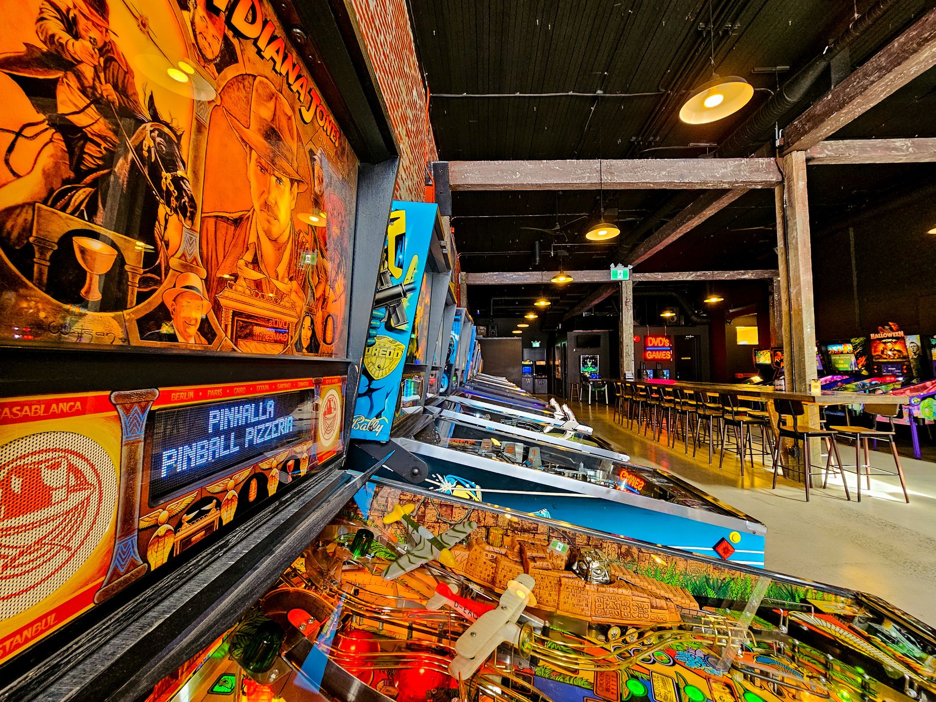 Pinhalla Pinball & Pizzeria: nostalgic fun meets amazing food