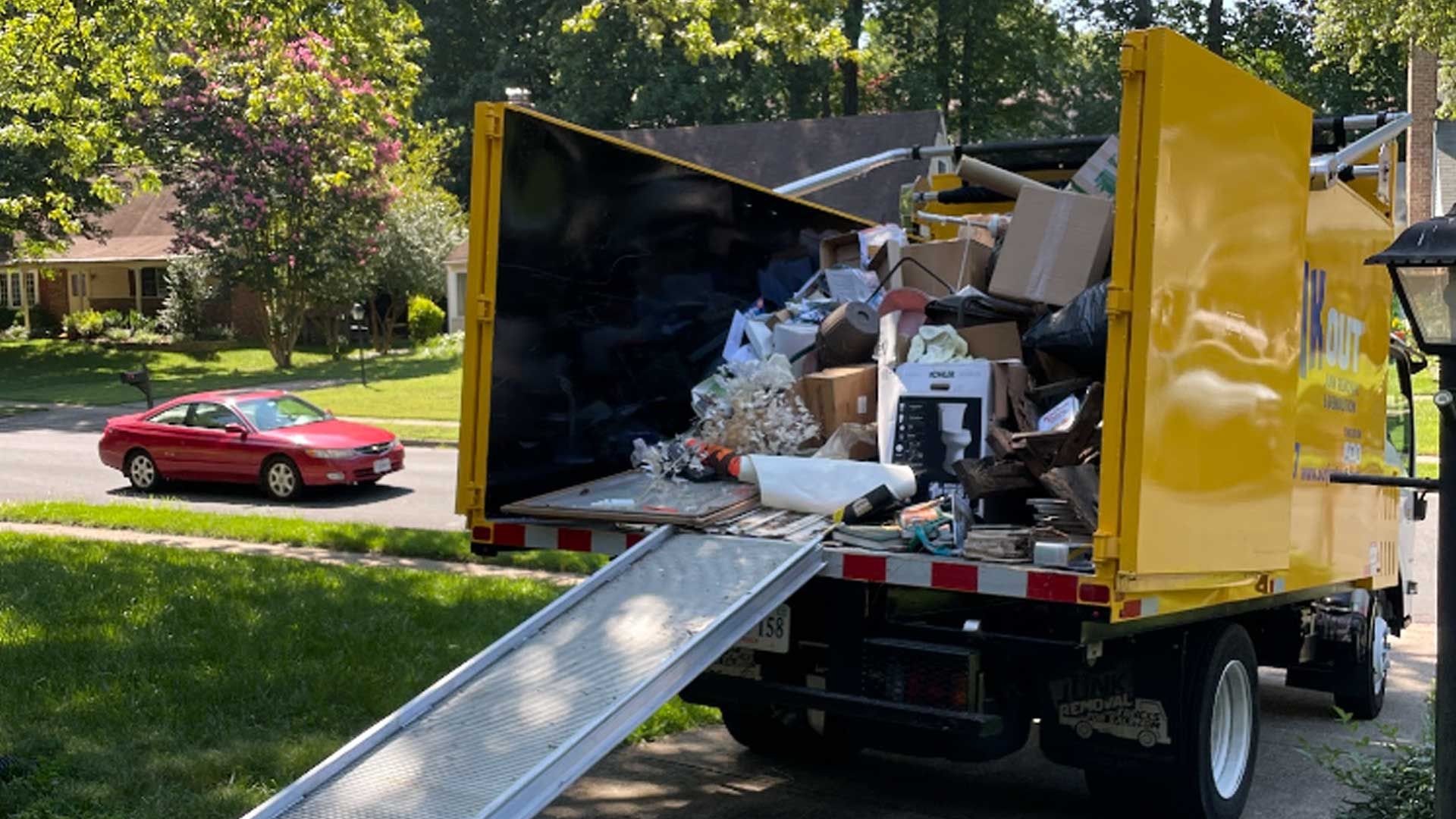 Top-Rated Junk Removal, Virginia | Out Junk Out