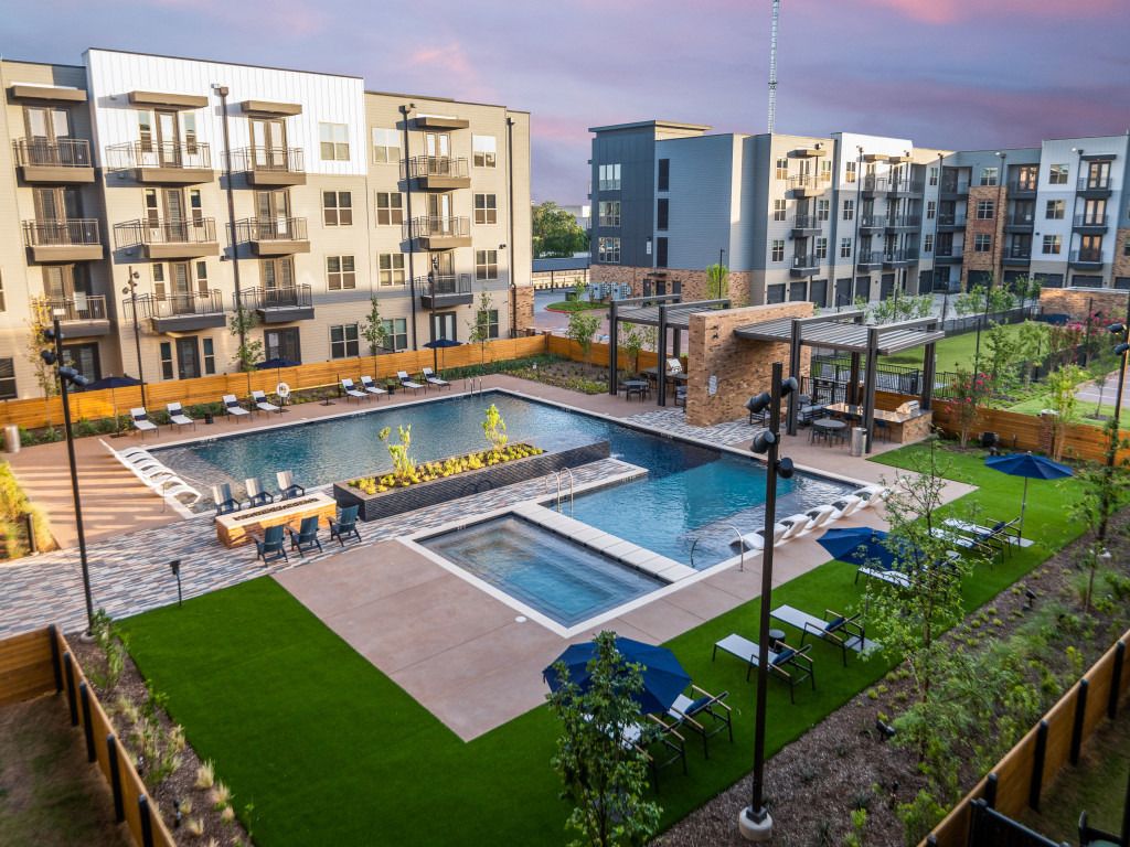 The Storey | Apartments in Dallas, TX