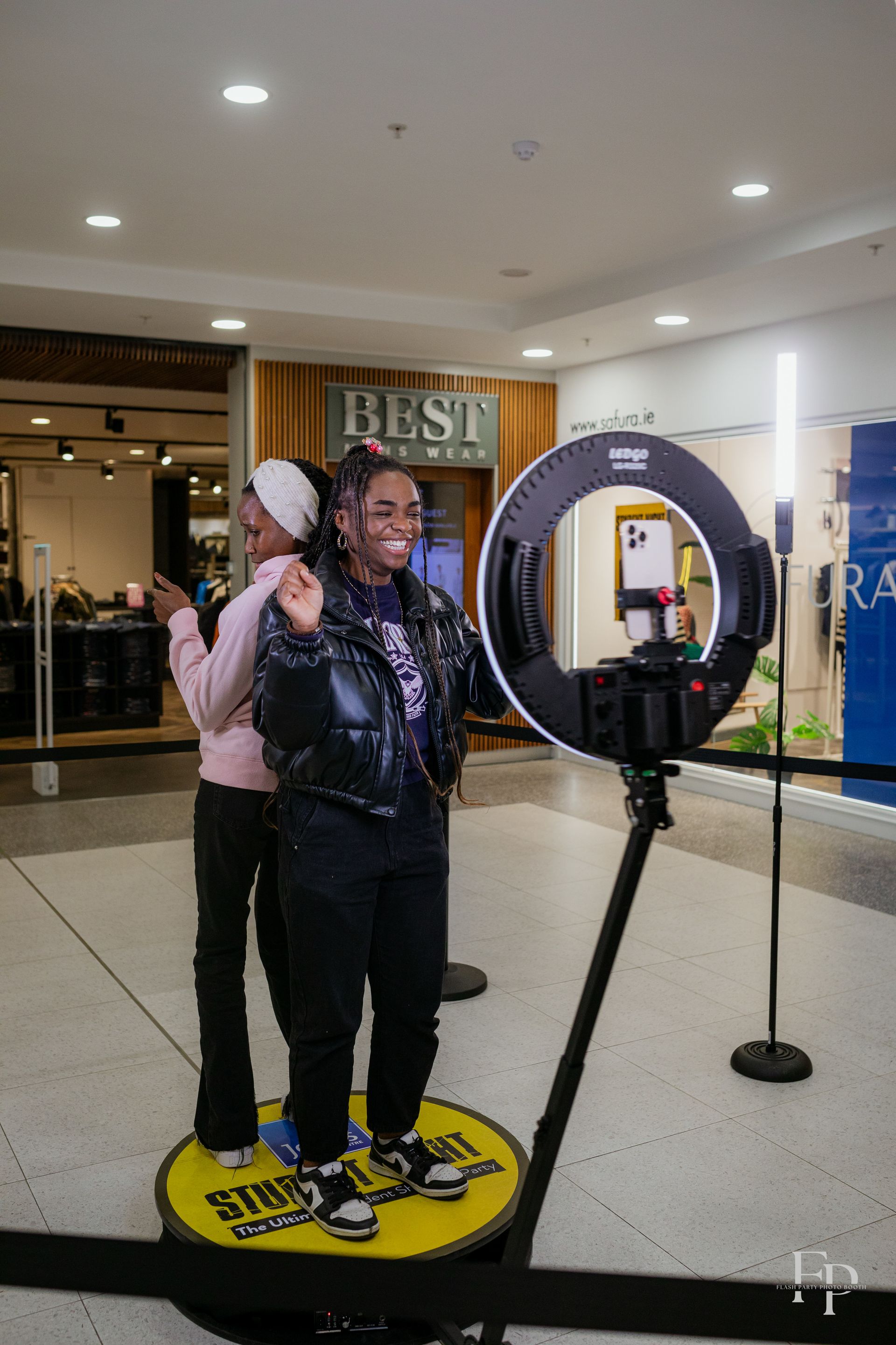 Why 360 Photo Booths Outperform Other Activations on Social Media