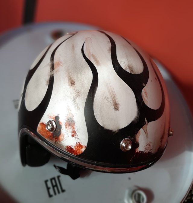 Custom Grafiche Caschi Personalizzati | Mau Design