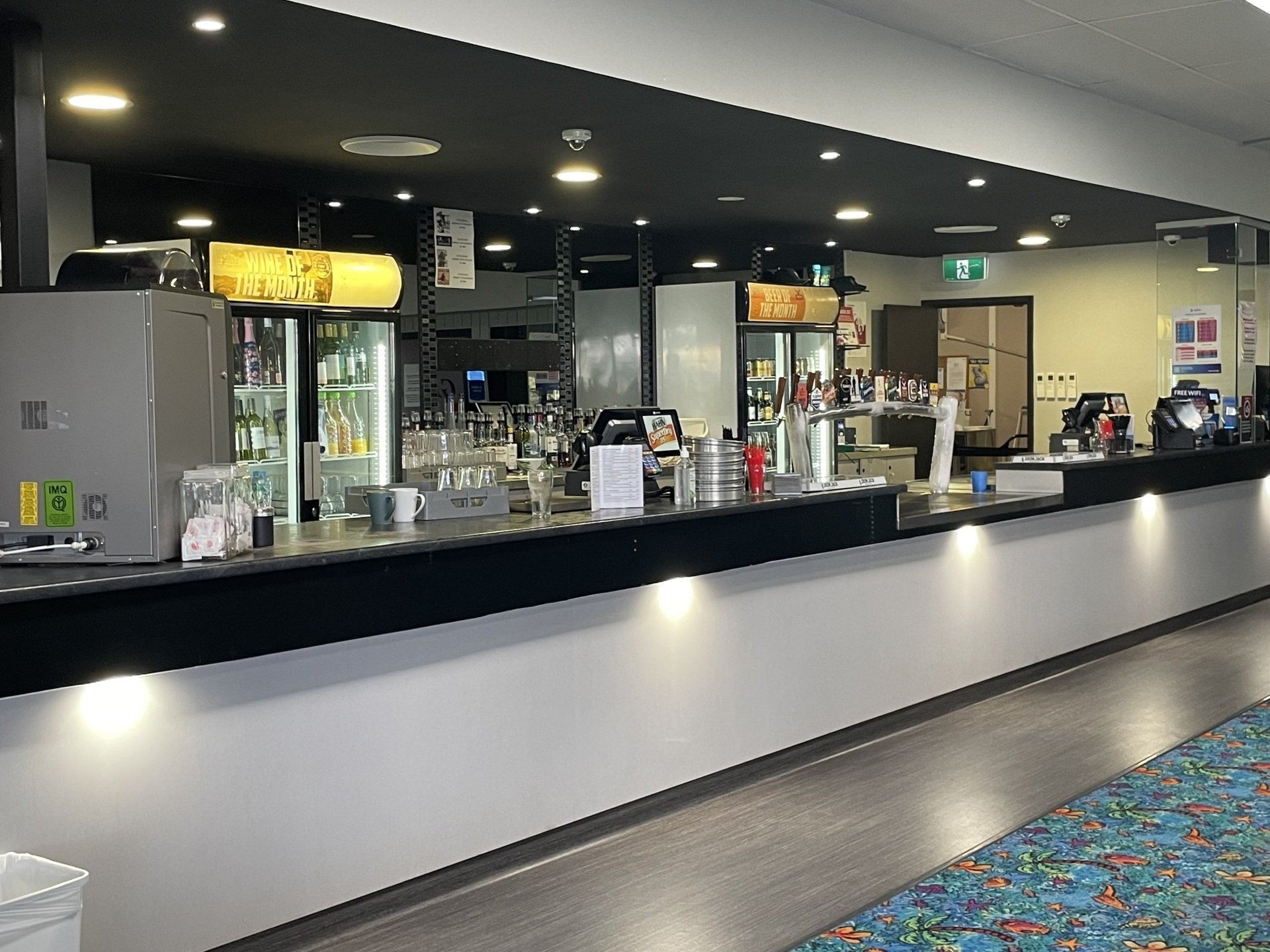 Bistro & Bar | Marks Point Sports Club