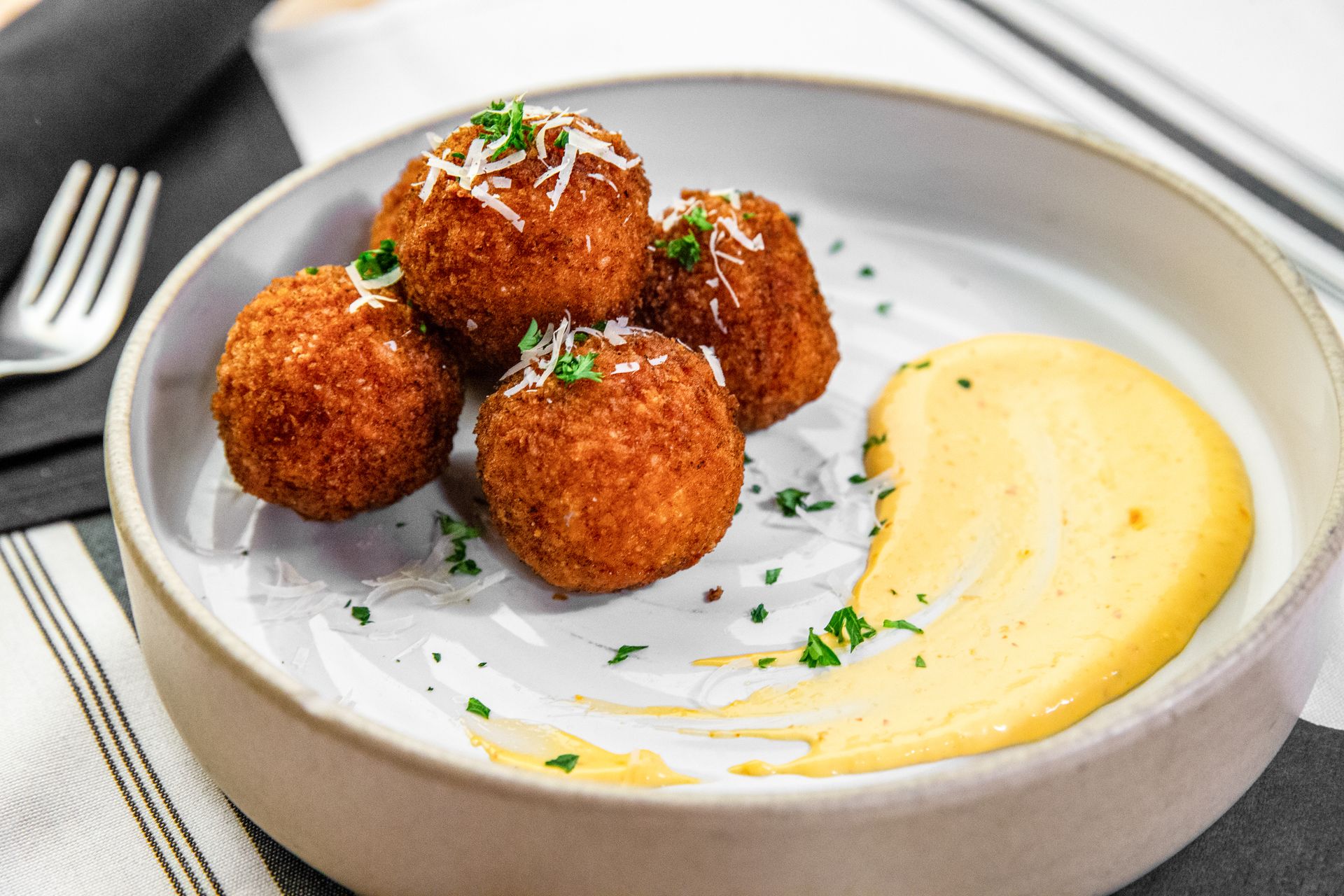 Home [empresstavern.com]