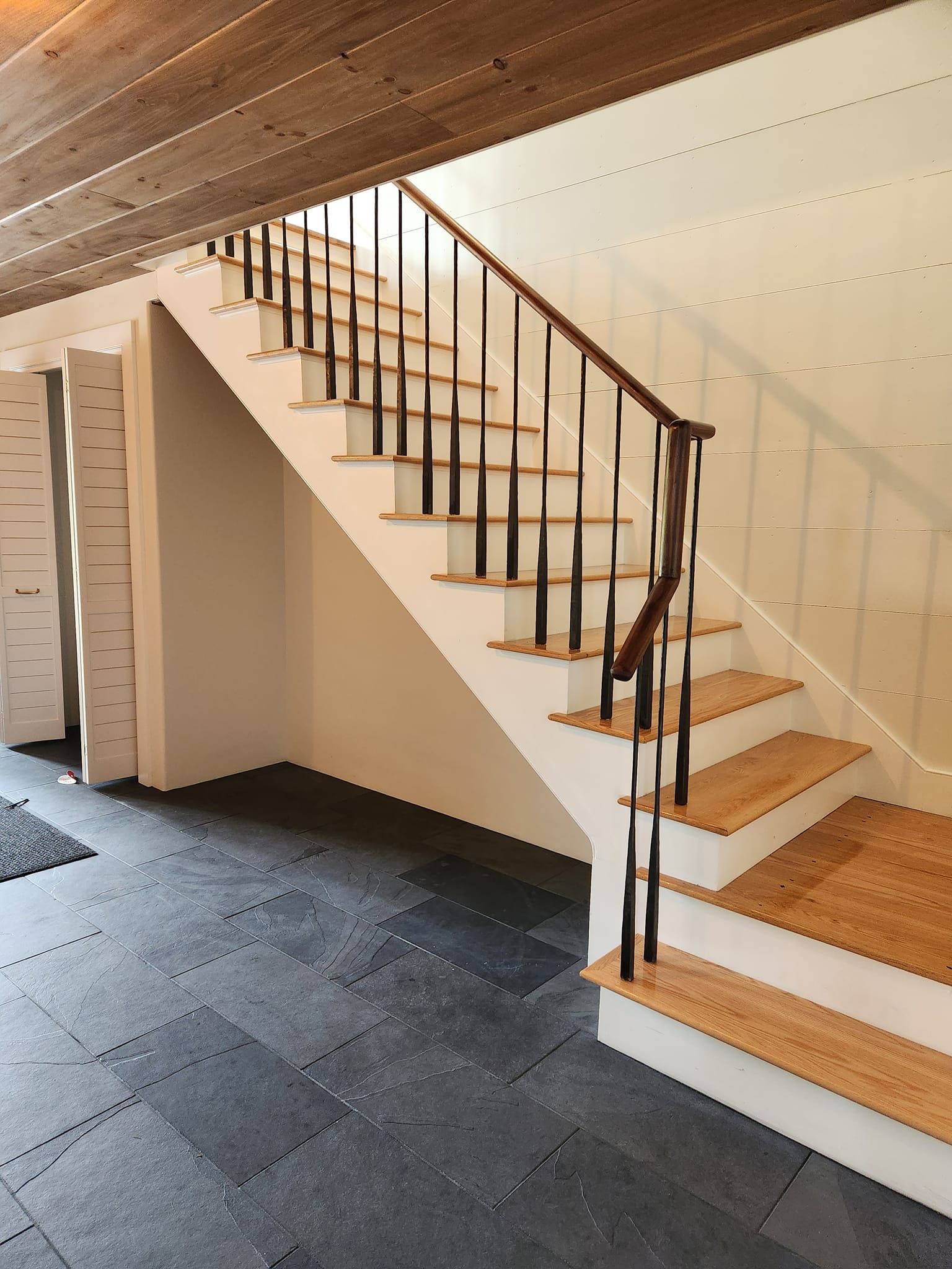 Your local expert in custom metal stairs | VT