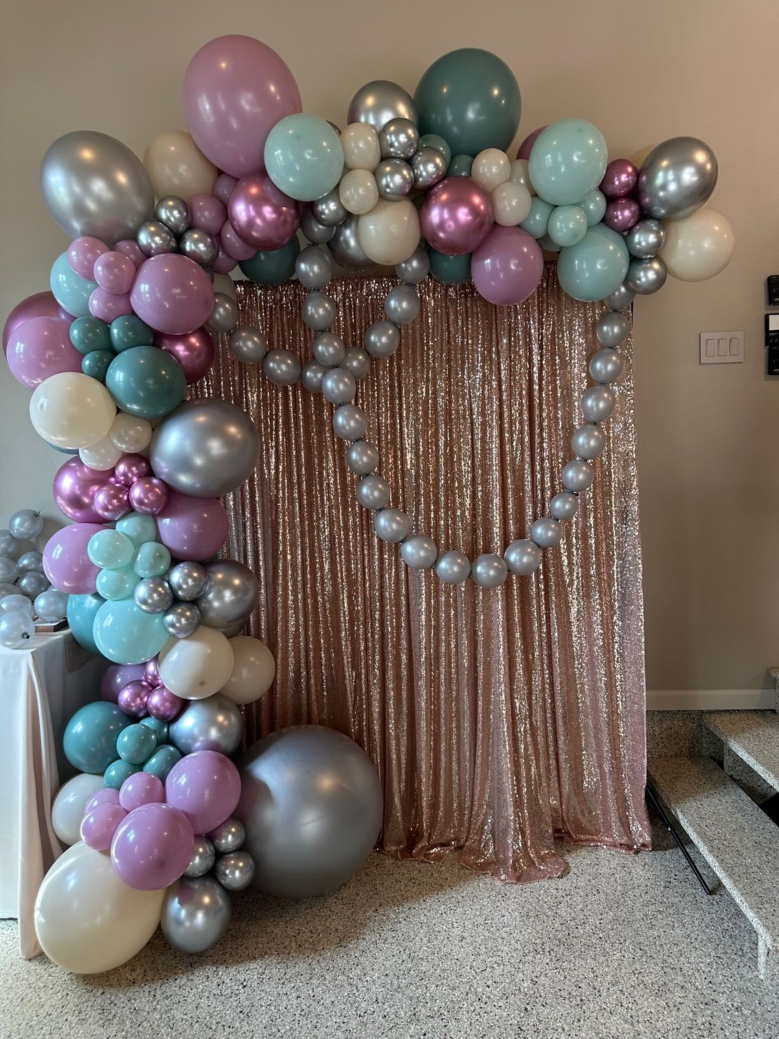 Custom Designs | Omaha Balloon