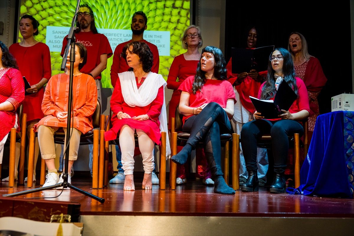 Gaiea and the Cosmic Choir