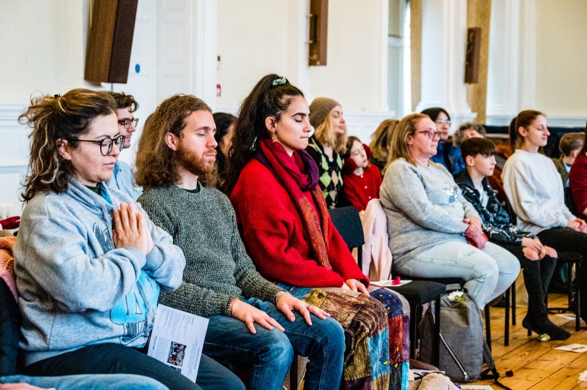 Gaiea and the Cosmic Choir