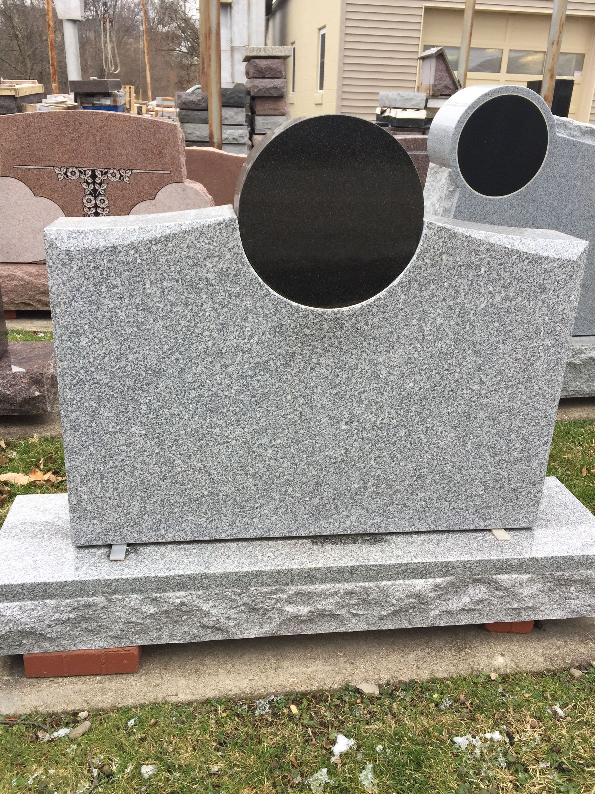Cemetery Grave Markers – Coshocton, OH – Milligan Memorials