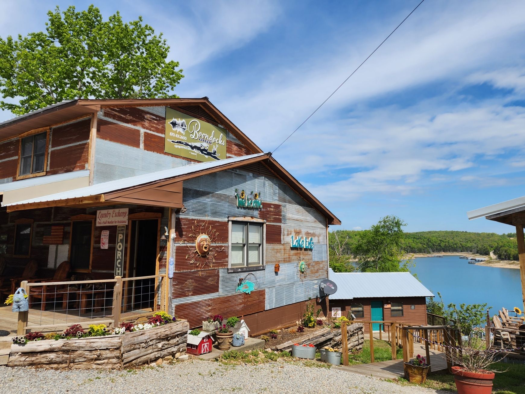 About Boondocks on Bull Shoals Lake