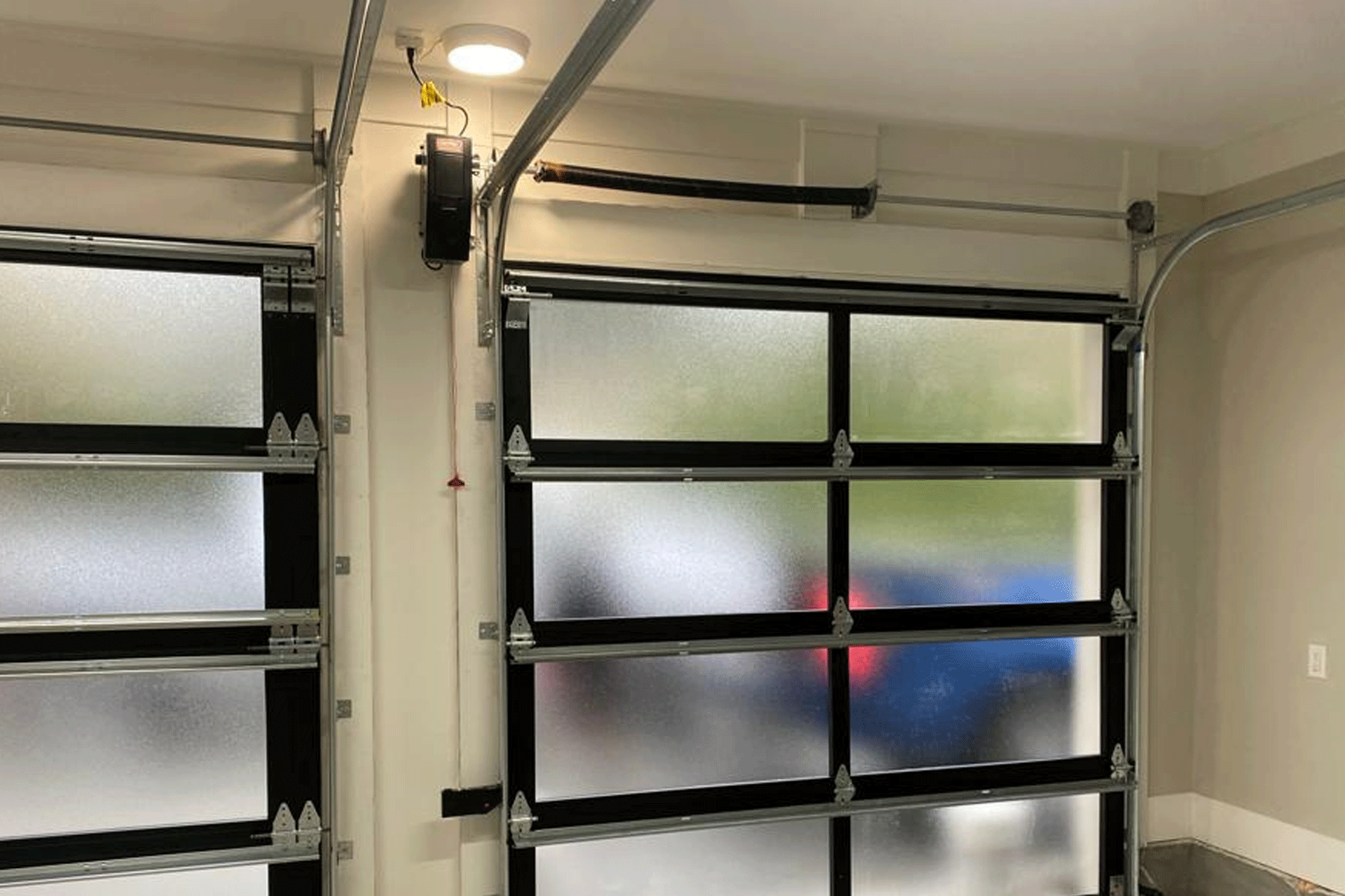 Minimum Clearance for Garage Doors in Florida |Door Master Clinic